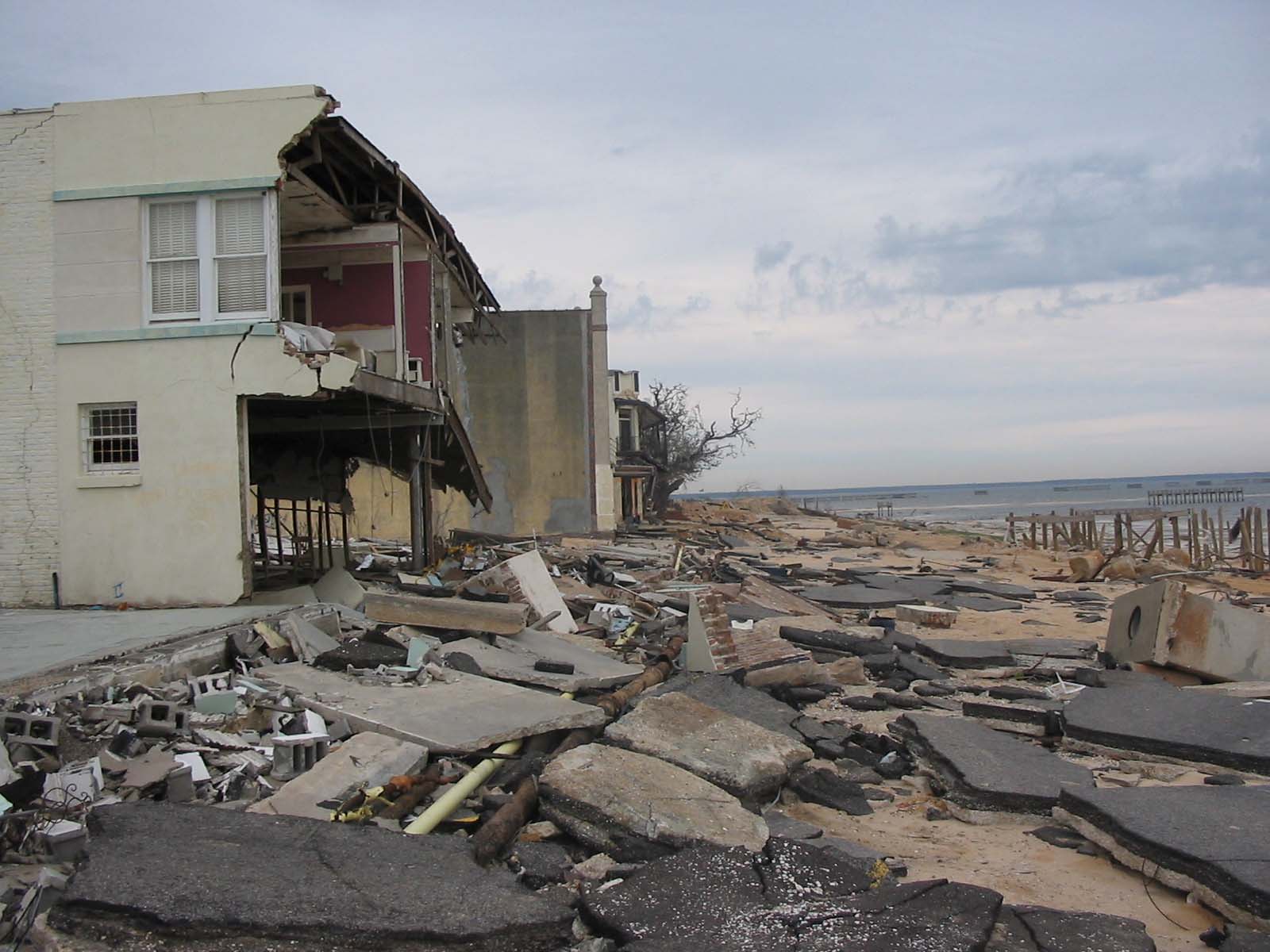 BeachN0100Kds03 - Beach Boulevard North - Photo Gallery - Hancock ...
